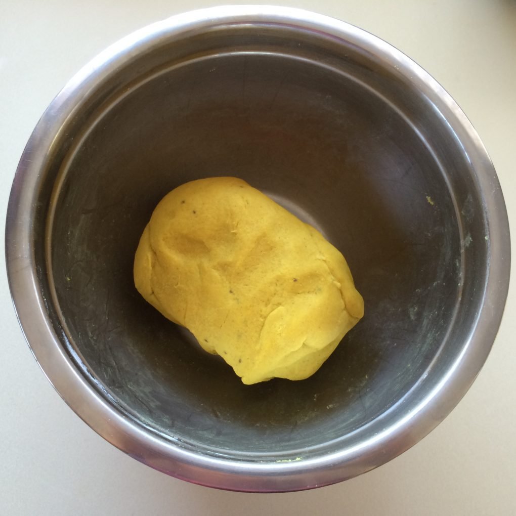 Ajwaini Makki Ki Roti (Maize Flour flatbread With Carom Seeds) – Pepkitchen