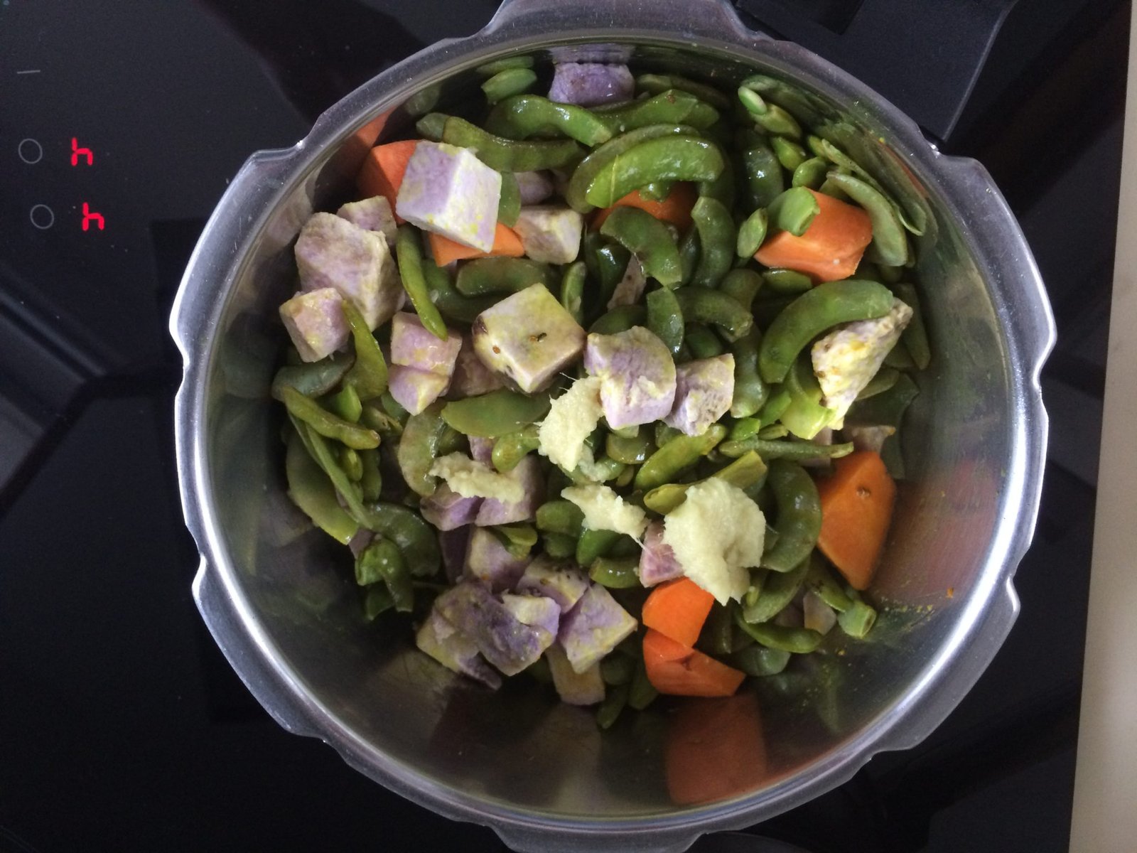 Surati Papdi, Ratalu, Shakkariya Nu Mix Shaak (Mix Vegetable With ...