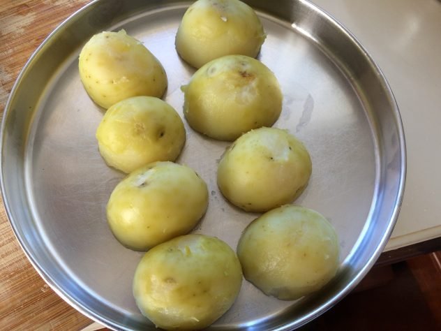 Tuvar Lilva Paratha (Pigeon Peas Stuffed Flatbread) – Pepkitchen