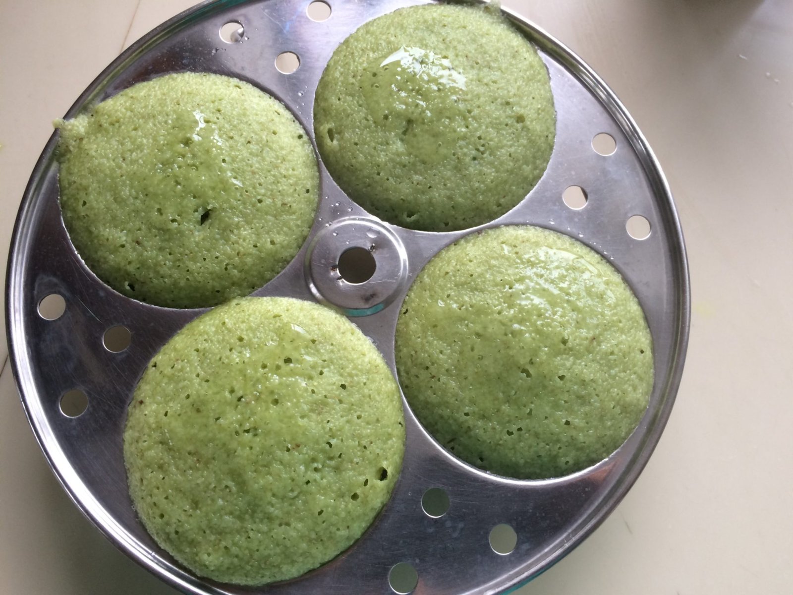 Sprout Rava Idli – Pepkitchen