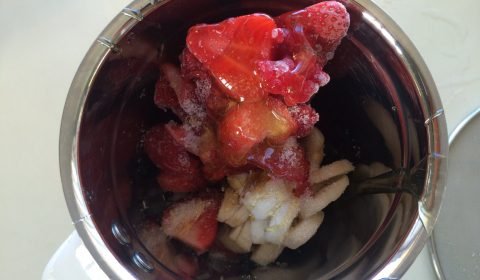 Frozen Banana, Strawberry, Raspberry Candy – Pepkitchen