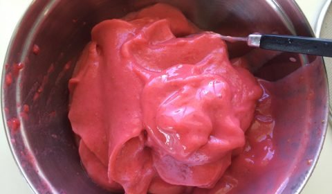 Frozen Banana, Strawberry, Raspberry Candy – Pepkitchen