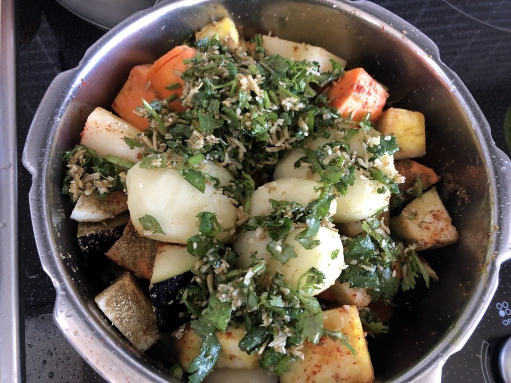 Undhiyu (Gujarati Style Mixed Vegetables) – Pepkitchen