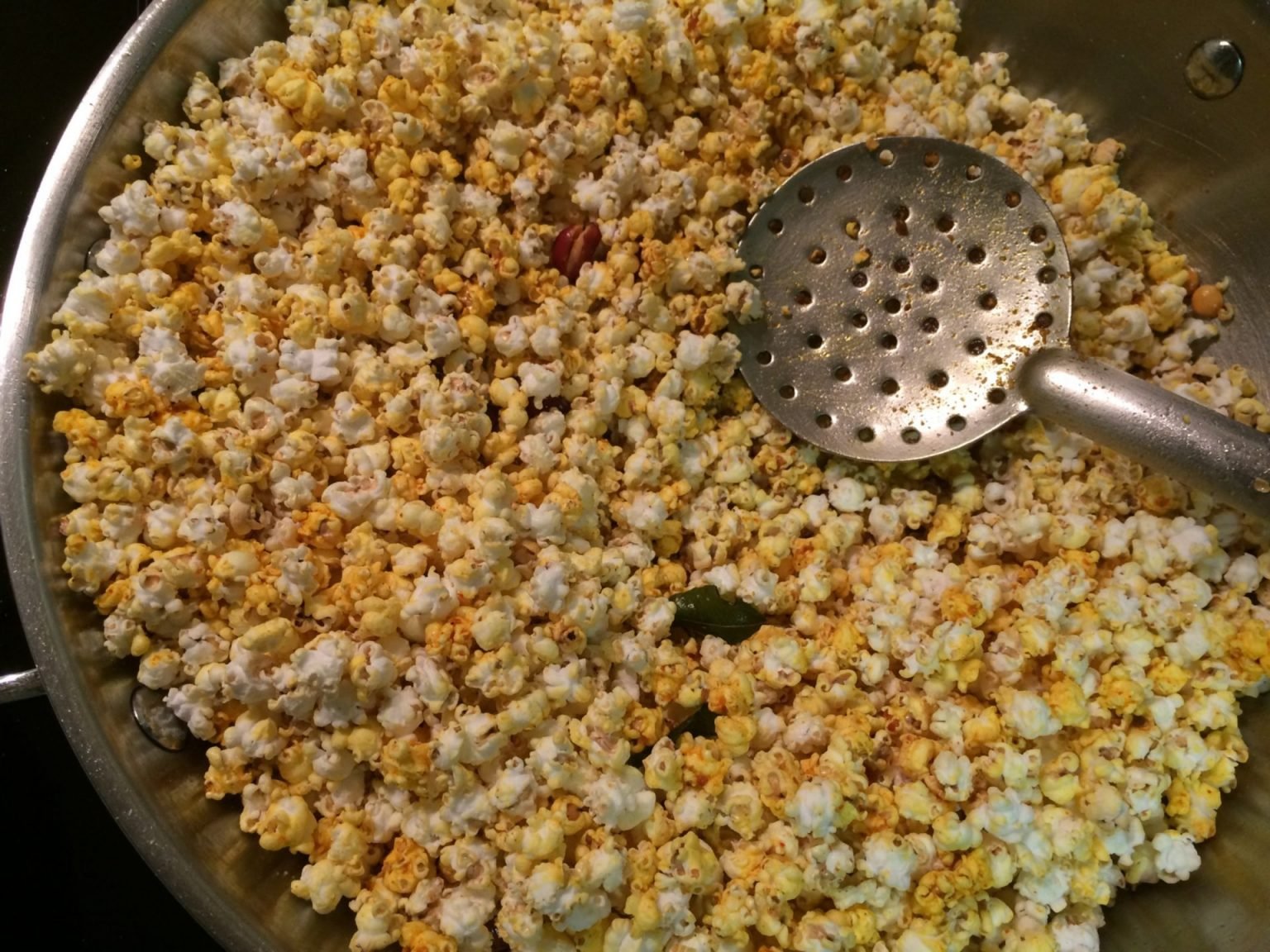 Jowar Dhani No Chevdo / Jowar Dhani Ka Chivda / Sorghum Popcorn Mixture ...