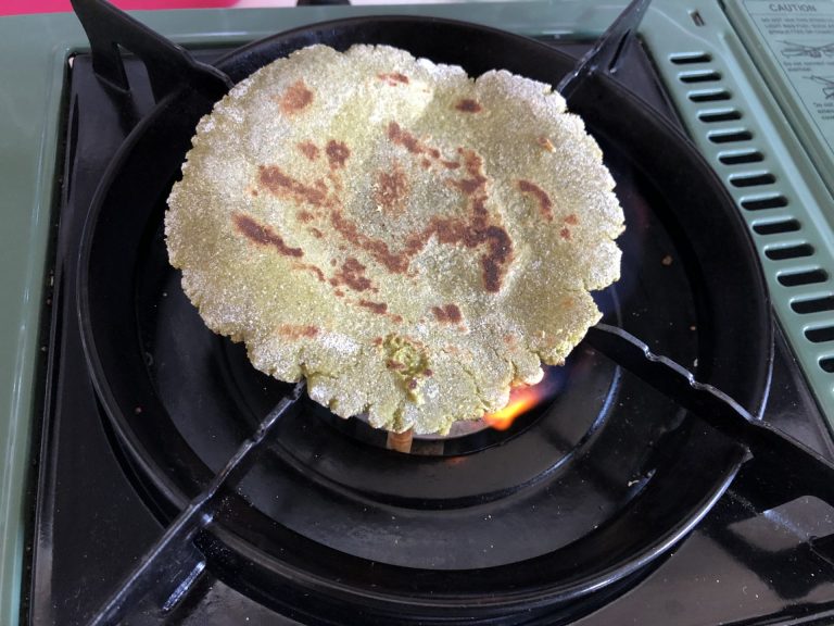 Dhana Lahsan Jowar Rotla / Coriander Garlic Sorghum Flat Bread – Pepkitchen