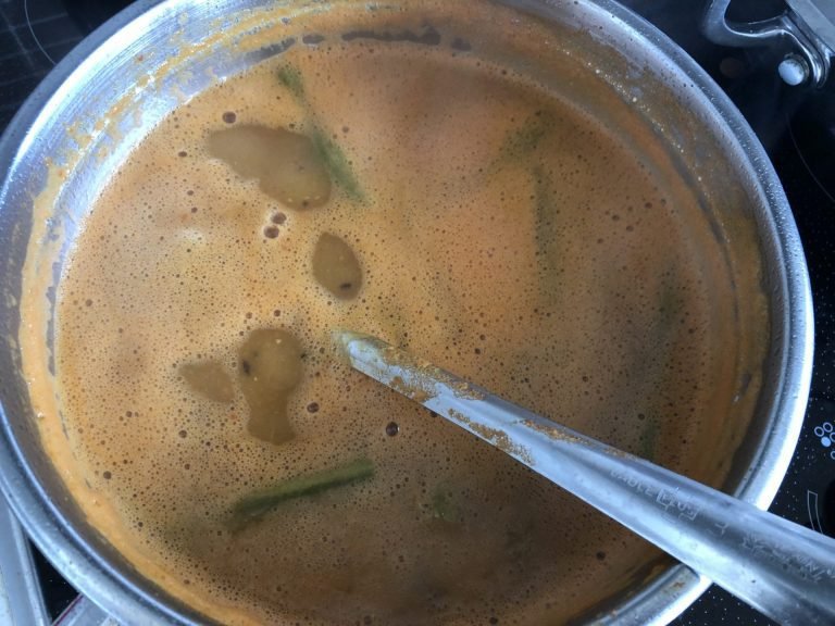 Saragva Sing Ni Dal / Drumstick (Moringa) Dal – Pepkitchen