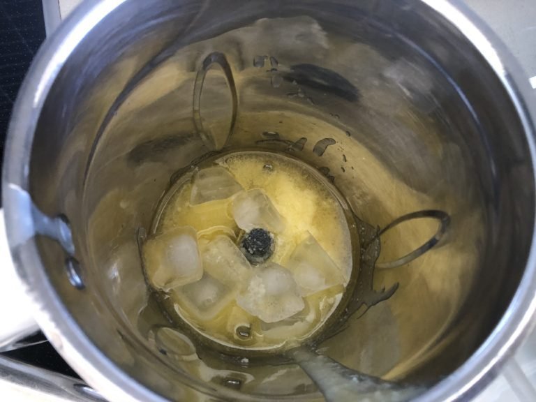 Ghewar (3 Ways – With Powdered Sugar, Sugar Syrup, Rabri) – Pepkitchen